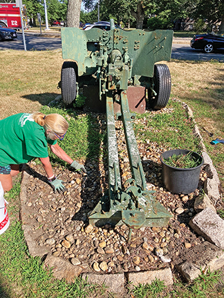 Green Lanterns garden group is sprucing up Fairhaven - Fairhaven ...